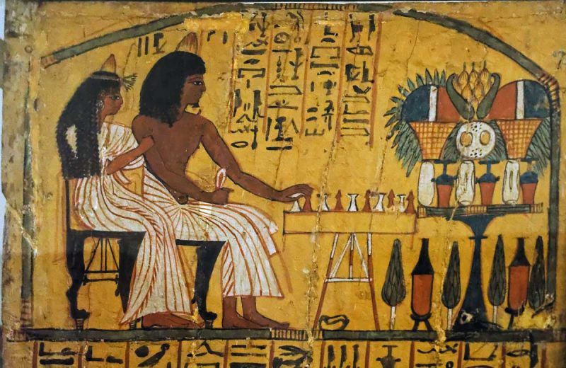 The Senet Game. A Path to Eternity in Ancient Egypt. - María Rosa Valdesogo